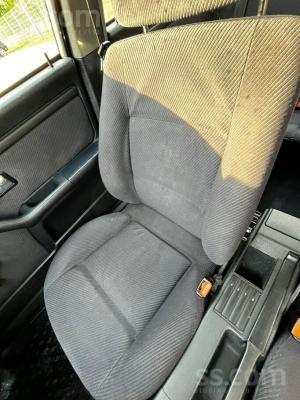 Zaļš Audi 80 1994 Valmiera, ar dzinēja tilpumu 2.00 L un nobraukumu 0 tūkst. km par 950 €, foto 7 vietnē AUTOMOTO.COM.LV