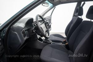 Green Audi 80 1994 in Tallinn, with an engine capacity of 2.00 L and mileage of 163 thousand km for 3999 €, photo 8 on AUTOMOTO.COM.LV