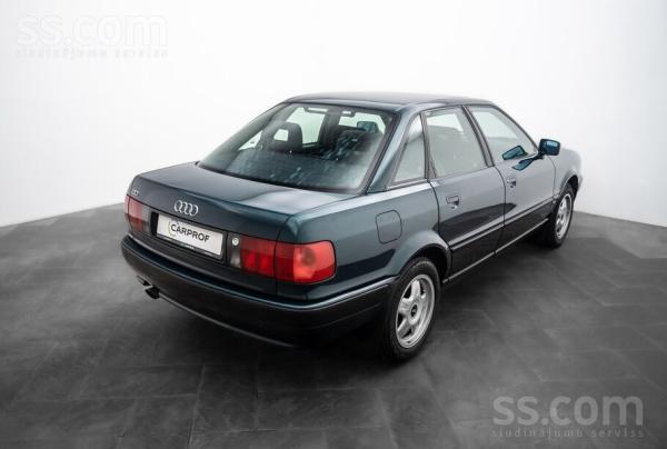 Zaļš Audi 80 1994 Tallina, ar dzinēja tilpumu 2.00 L un nobraukumu 163 tūkst. km par 3999 €, foto 4 vietnē AUTOMOTO.COM.LV