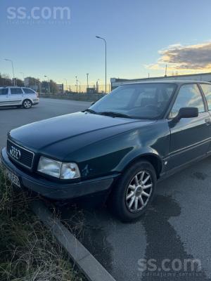 Zaļš Audi 80 1994 Rīga, ar dzinēja tilpumu 1.80 L un nobraukumu 244 tūkst. km par 450 €, foto  vietnē AUTOMOTO.COM.LV