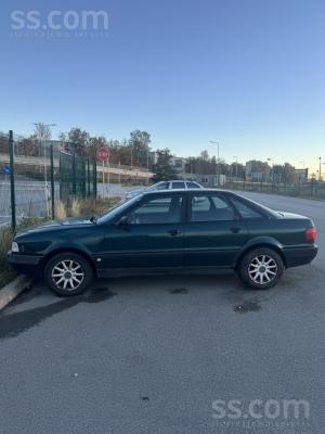 Green Audi 80 1994 in Riga, with an engine capacity of 1.80 L and mileage of 244 thousand km for 450 €, photo 3 on AUTOMOTO.COM.LV