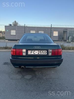 Green Audi 80 1994 in Riga, with an engine capacity of 1.80 L and mileage of 244 thousand km for 450 €, photo 4 on AUTOMOTO.COM.LV
