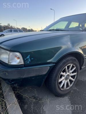 Green Audi 80 1994 in Riga, with an engine capacity of 1.80 L and mileage of 244 thousand km for 450 €, photo 6 on AUTOMOTO.COM.LV