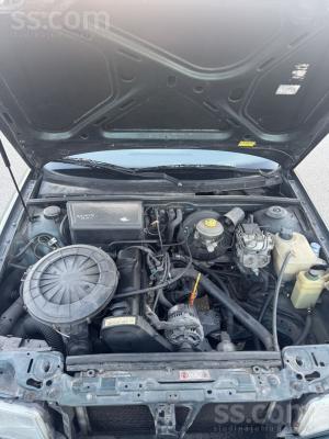Green Audi 80 1994 in Riga, with an engine capacity of 1.80 L and mileage of 244 thousand km for 450 €, photo 11 on AUTOMOTO.COM.LV
