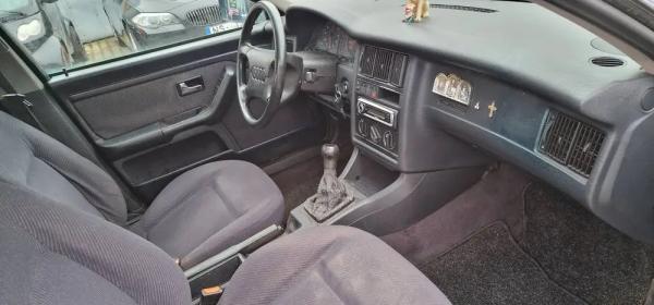 Zaļš Audi 80 1994 Valmiera, ar dzinēja tilpumu 2.00 L un nobraukumu 179 tūkst. km par 900 €, foto 9 vietnē AUTOMOTO.COM.LV