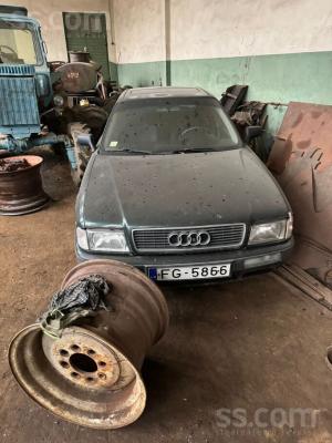 Green Audi 80 1994 in Valmiera, with an engine capacity of 2.30 L and mileage of 210 thousand km for 800 €, photo  on AUTOMOTO.COM.LV