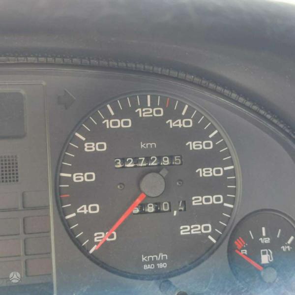 Zaļš Audi 80 1994 Kauņa, ar dzinēja tilpumu 1.98 L un nobraukumu 327 tūkst. km par 1000 €, foto 10 vietnē AUTOMOTO.COM.LV