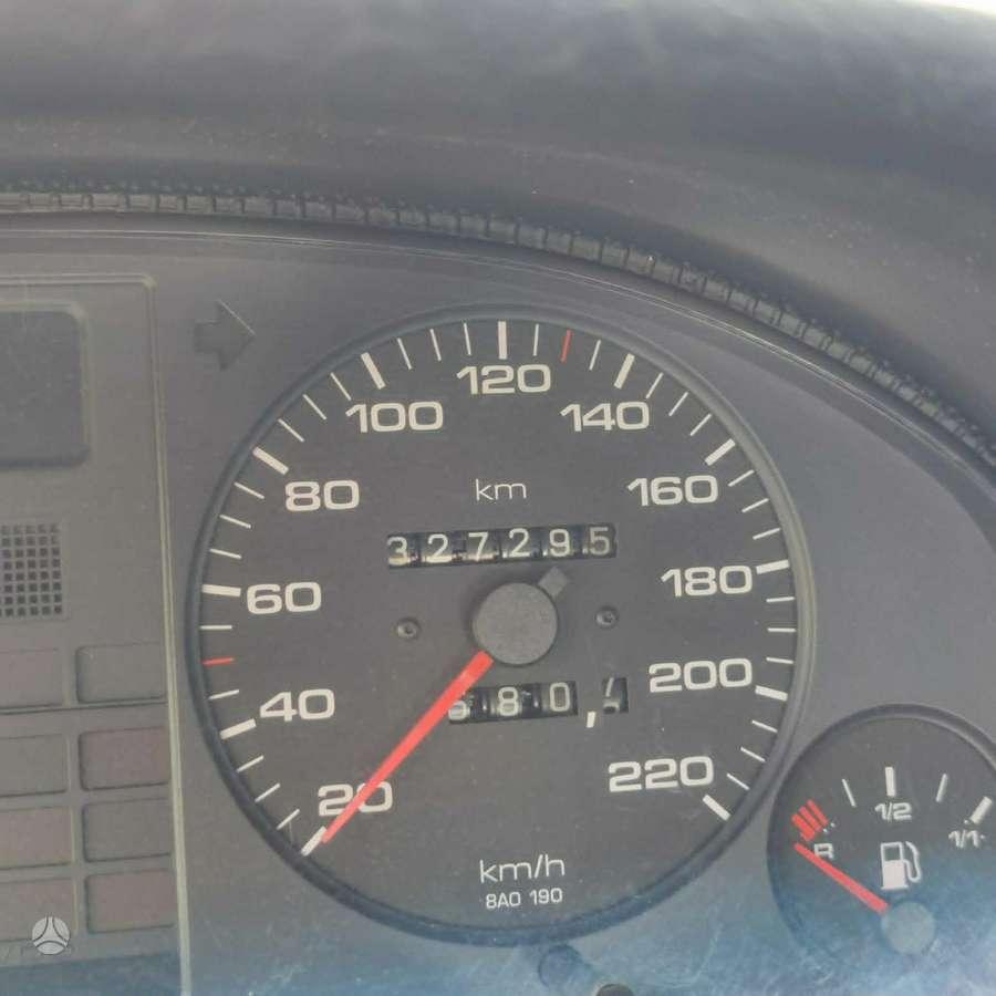 Zaļš Audi 80 1994 Kauņa, ar dzinēja tilpumu 1.98 L un nobraukumu 327 tūkst. km par 1000 €, foto 11 vietnē AUTOMOTO.COM.LV