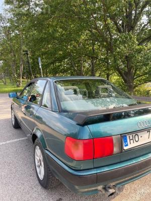 Zaļš Audi 80 1994 Kuldīga, ar dzinēja tilpumu 2.00 L un nobraukumu 422 tūkst. km par 1200 €, foto 3 vietnē AUTOMOTO.COM.LV
