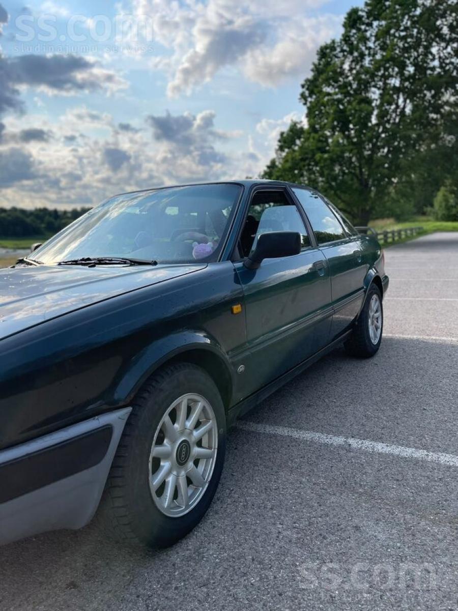 Zaļš Audi 80 1994 Kuldīga, ar dzinēja tilpumu 2.00 L un nobraukumu 422 tūkst. km par 1200 €, foto 7 vietnē AUTOMOTO.COM.LV