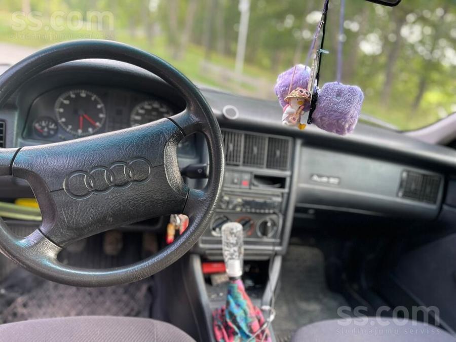 Zaļš Audi 80 1994 Kuldīga, ar dzinēja tilpumu 2.00 L un nobraukumu 422 tūkst. km par 1200 €, foto 8 vietnē AUTOMOTO.COM.LV