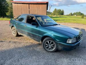 Green Audi 80 1994 in Limbazi, with an engine capacity of 1.90 L and mileage of 431 thousand km for 700 €, photo 4 on AUTOMOTO.COM.LV