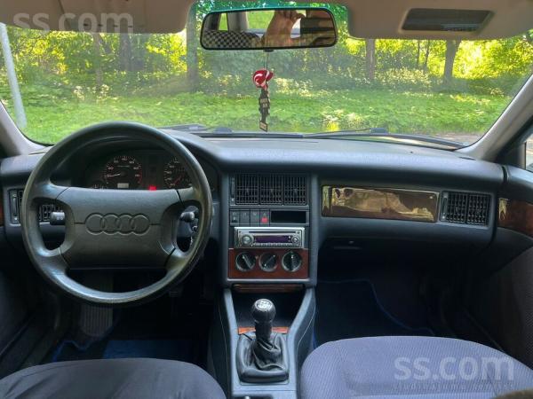 Green Audi 80 1994 in Riga, with an engine capacity of 2.00 L and mileage of 0 thousand km for 899 €, photo 10 on AUTOMOTO.COM.LV