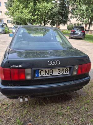 Green Audi 80 1994 in Vilnius, with an engine capacity of 2.00 L and mileage of 300 thousand km for 1200 €, photo 5 on AUTOMOTO.COM.LV