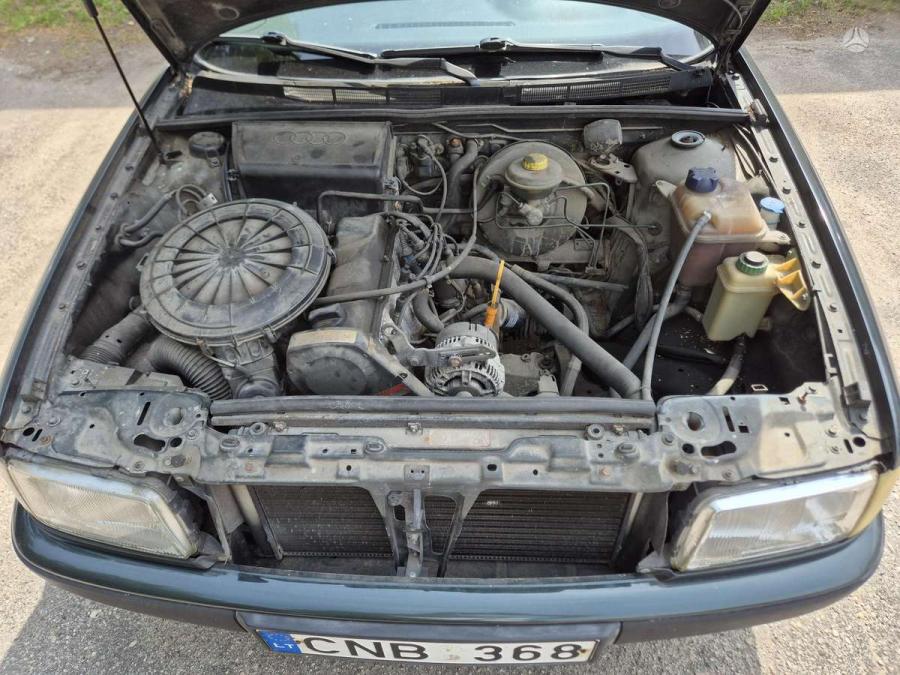 Green Audi 80 1994 in Vilnius, with an engine capacity of 2.00 L and mileage of 300 thousand km for 1200 €, photo 14 on AUTOMOTO.COM.LV