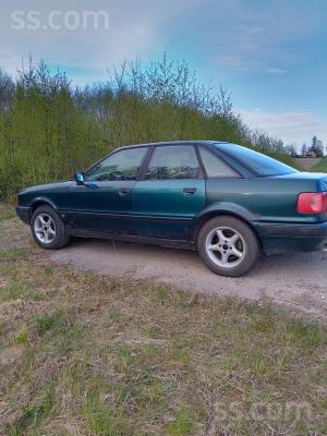 Green Audi 80 1995 in Ogre, with an engine capacity of 2.00 L and mileage of 353 thousand km for 450 €, photo 8 on AUTOMOTO.COM.LV