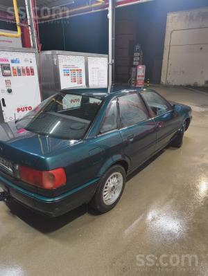 Green Audi 80 1995 in Saldus, with an engine capacity of 2.00 L and mileage of 360 thousand km for 1250 €, photo 3 on AUTOMOTO.COM.LV