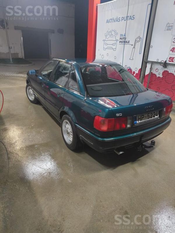 Green Audi 80 1995 in Saldus, with an engine capacity of 2.00 L and mileage of 360 thousand km for 1250 €, photo 3 on AUTOMOTO.COM.LV