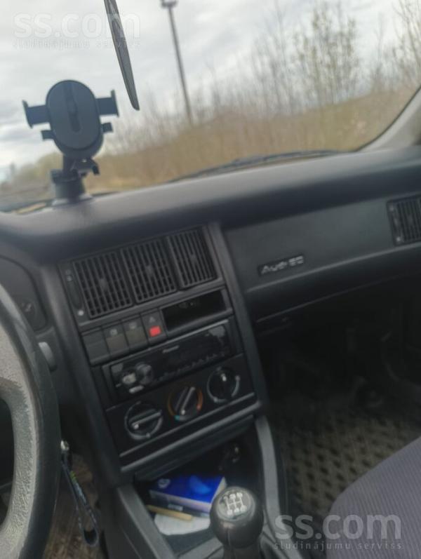 Green Audi 80 1995 in Saldus, with an engine capacity of 2.00 L and mileage of 360 thousand km for 1250 €, photo 5 on AUTOMOTO.COM.LV