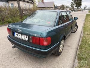 Green Audi 80 1995 in Daugavpils, with an engine capacity of 2.00 L and mileage of 337 thousand km for 520 €, photo 5 on AUTOMOTO.COM.LV