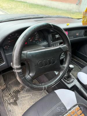 Green Audi 80 1995 in Daugavpils, with an engine capacity of 2.00 L and mileage of 337 thousand km for 520 €, photo 9 on AUTOMOTO.COM.LV