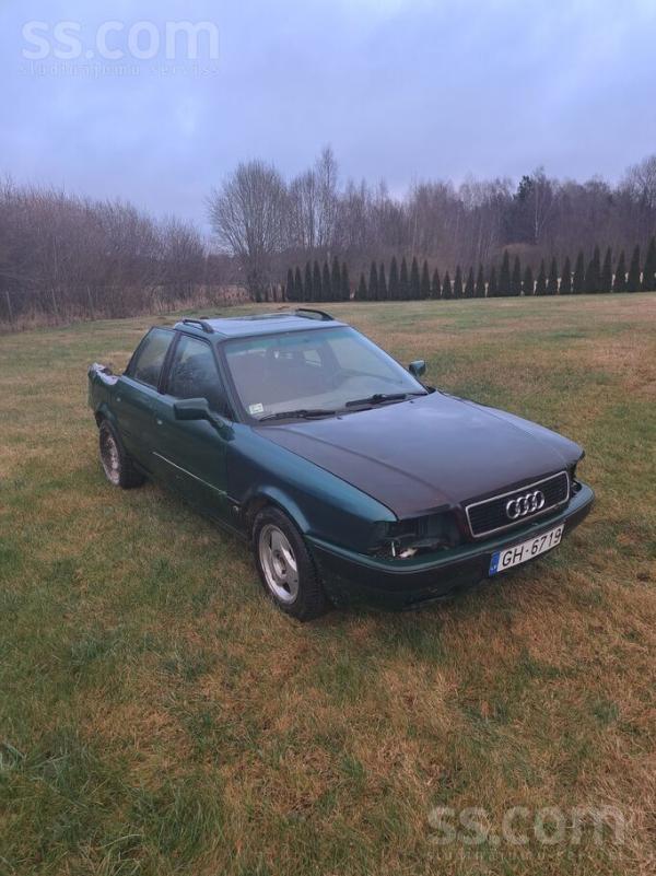 Green Audi 80 1993 in Tukums, with an engine capacity of 1.90 L and mileage of 343 thousand km for 250 €, photo 2 on AUTOMOTO.COM.LV