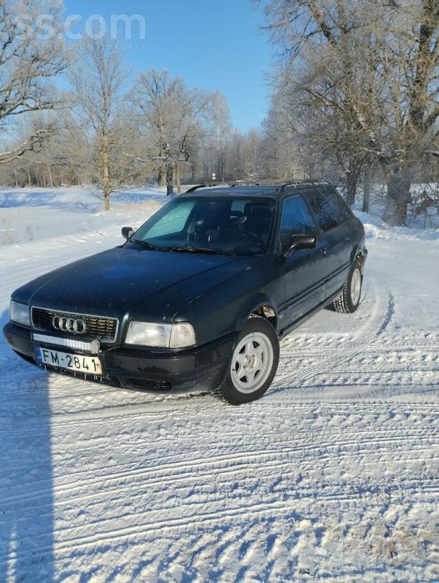 Green Audi 80 1993 in Riga, with an engine capacity of 1.90 L and mileage of 336 thousand km for 950 €, photo 3 on AUTOMOTO.COM.LV