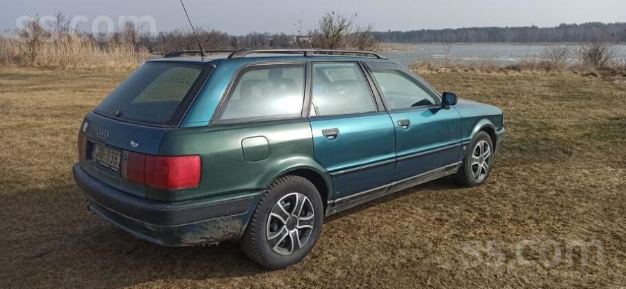 Green Audi 80 1993 in Riga, with an engine capacity of 2.00 L and mileage of 265 thousand km for 450 €, photo 3 on AUTOMOTO.COM.LV