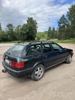 Zaļš Audi 80 1993 Gulbene, ar dzinēja tilpumu 1.90 L un nobraukumu 0 tūkst. km par 950 €, foto 4 vietnē AUTOMOTO.COM.LV