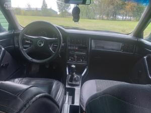 Green Audi 80 1993 in Siauliai, with an engine capacity of 1.90 L and mileage of 213 thousand km for 990 €, photo 12 on AUTOMOTO.COM.LV