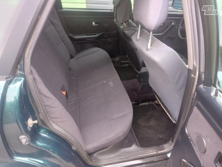 Green Audi 80 1993 in Siauliai, with an engine capacity of 1.90 L and mileage of 213 thousand km for 990 €, photo 16 on AUTOMOTO.COM.LV