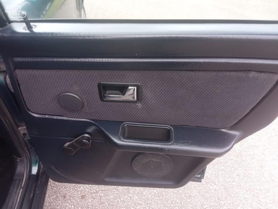 Green Audi 80 1993 in Siauliai, with an engine capacity of 1.90 L and mileage of 213 thousand km for 990 €, photo 18 on AUTOMOTO.COM.LV
