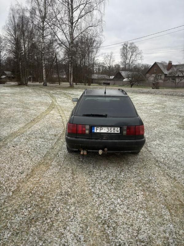 Zaļš Audi 80 1994 Madona, ar dzinēja tilpumu 1.90 L un nobraukumu 322 tūkst. km par 500 €, foto 4 vietnē AUTOMOTO.COM.LV