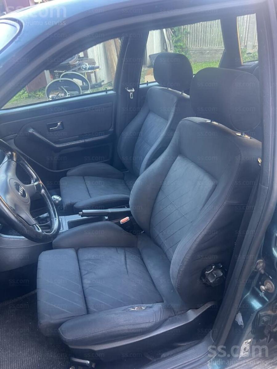 Green Audi 80 1994 in Riga, with an engine capacity of 2.30 L and mileage of 370 thousand km for 2900 €, photo 5 on AUTOMOTO.COM.LV