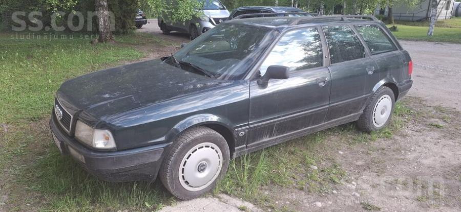 Green Audi 80 1994 in Talsi, with an engine capacity of 2.00 L and mileage of 390 thousand km for 700 €, photo 1 on AUTOMOTO.COM.LV