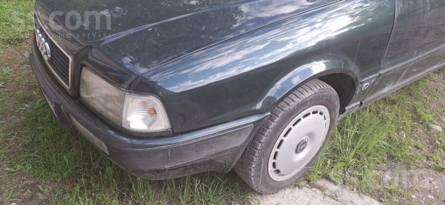Green Audi 80 1994 in Talsi, with an engine capacity of 2.00 L and mileage of 390 thousand km for 700 €, photo 5 on AUTOMOTO.COM.LV