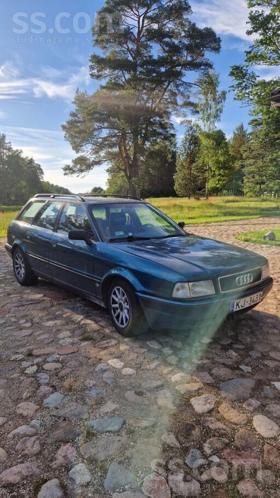 Green Audi 80 1994 in Riga, with an engine capacity of 1.90 L and mileage of 370 thousand km for 450 €, photo 1 on AUTOMOTO.COM.LV