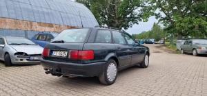 Zaļš Audi 80 1994 Valmiera, ar dzinēja tilpumu 2.00 L un nobraukumu 338 tūkst. km par 550 €, foto 4 vietnē AUTOMOTO.COM.LV