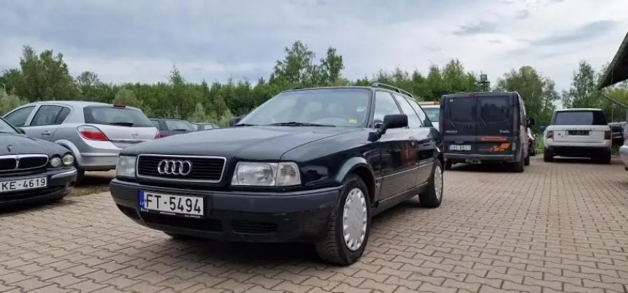 Zaļš Audi 80 1994 Valmiera, ar dzinēja tilpumu 2.00 L un nobraukumu 338 tūkst. km par 550 €, foto 8 vietnē AUTOMOTO.COM.LV