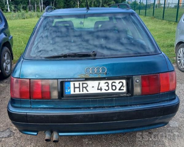 Zaļš Audi 80 1994 Jelgava, ar dzinēja tilpumu 1.90 L un nobraukumu 405 tūkst. km par 1000 €, foto 3 vietnē AUTOMOTO.COM.LV