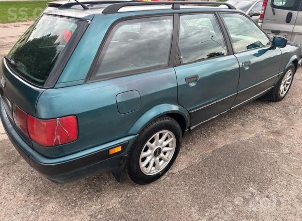 Zaļš Audi 80 1994 Jelgava, ar dzinēja tilpumu 1.90 L un nobraukumu 405 tūkst. km par 1000 €, foto 4 vietnē AUTOMOTO.COM.LV