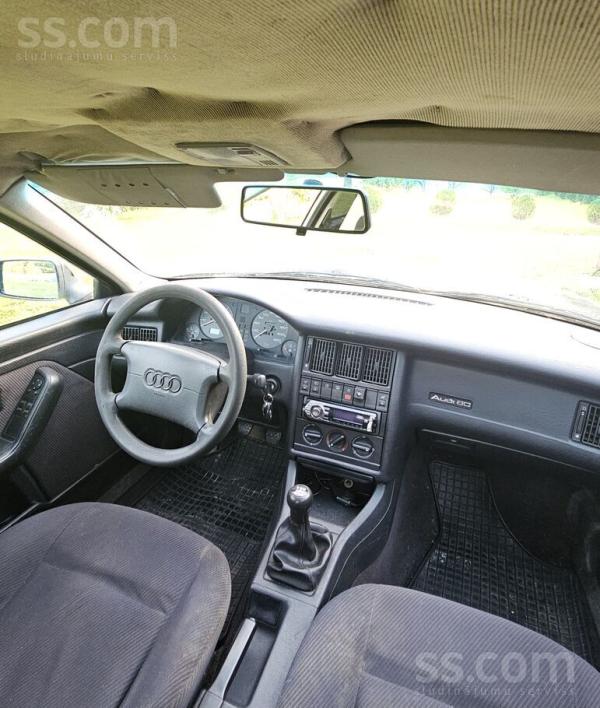 Green Audi 80 1994 in Aluksne, with an engine capacity of 2.00 L and mileage of 650 thousand km for 1299 €, photo 4 on AUTOMOTO.COM.LV