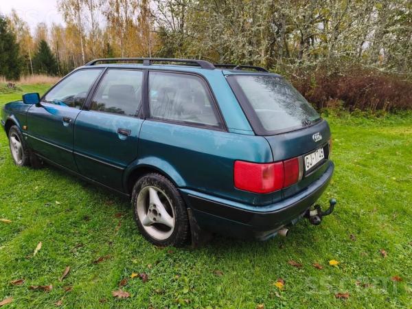 Green Audi 80 1994 in Riga, with an engine capacity of 2.00 L and mileage of 526 thousand km for 1300 €, photo 4 on AUTOMOTO.COM.LV