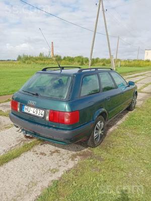 Zaļš Audi 80 1995 Bauska, ar dzinēja tilpumu 1.90 L un nobraukumu 600 tūkst. km par 800 €, foto  vietnē AUTOMOTO.COM.LV