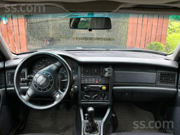 Green Audi 80 1995 in Kraslava, with an engine capacity of 1.90 L and mileage of 356 thousand km for 700 €, photo 5 on AUTOMOTO.COM.LV