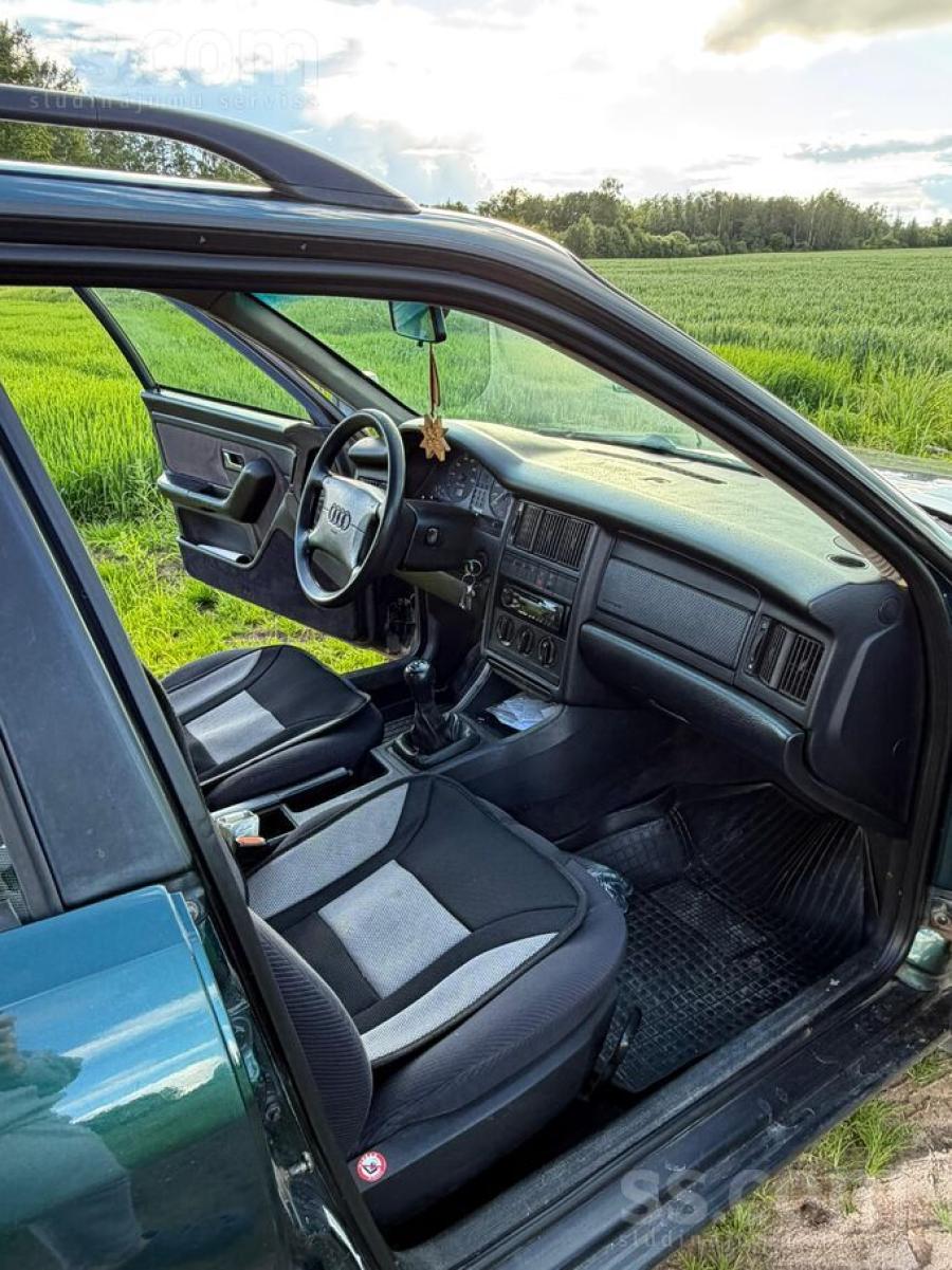 Green Audi 80 1995 in Bauska, with an engine capacity of 1.90 L and mileage of 397 thousand km for 940 €, photo 5 on AUTOMOTO.COM.LV