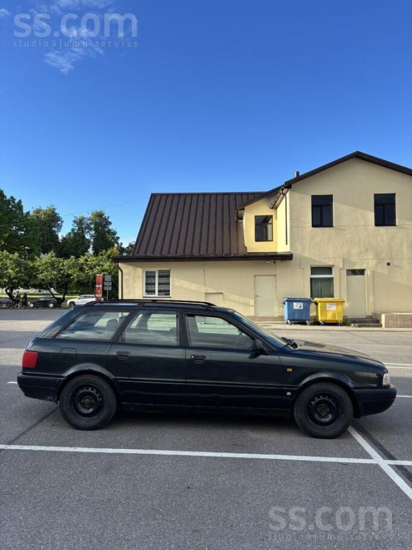 Zaļš Audi 80 1995 Alūksne, ar dzinēja tilpumu 1.60 L un nobraukumu 459 tūkst. km par 1300 €, foto 3 vietnē AUTOMOTO.COM.LV