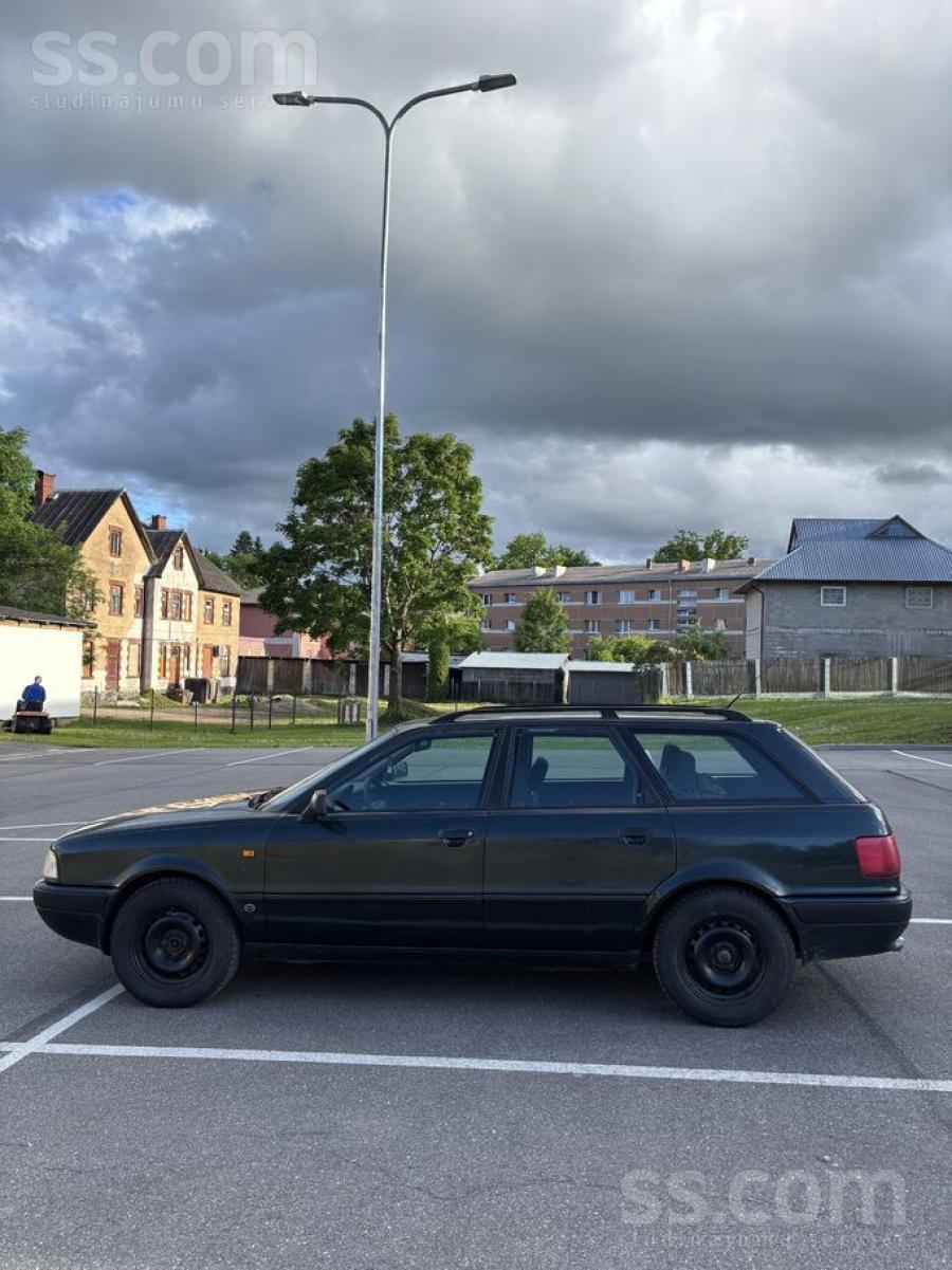 Zaļš Audi 80 1995 Alūksne, ar dzinēja tilpumu 1.60 L un nobraukumu 459 tūkst. km par 1300 €, foto 6 vietnē AUTOMOTO.COM.LV