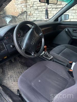 Zaļš Audi 80 1995 Alūksne, ar dzinēja tilpumu 1.60 L un nobraukumu 459 tūkst. km par 1300 €, foto 7 vietnē AUTOMOTO.COM.LV
