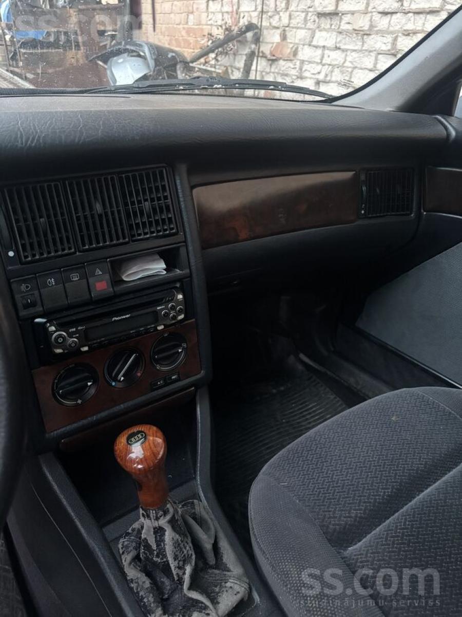 Zaļš Audi 80 1995 Alūksne, ar dzinēja tilpumu 1.60 L un nobraukumu 459 tūkst. km par 1300 €, foto 8 vietnē AUTOMOTO.COM.LV